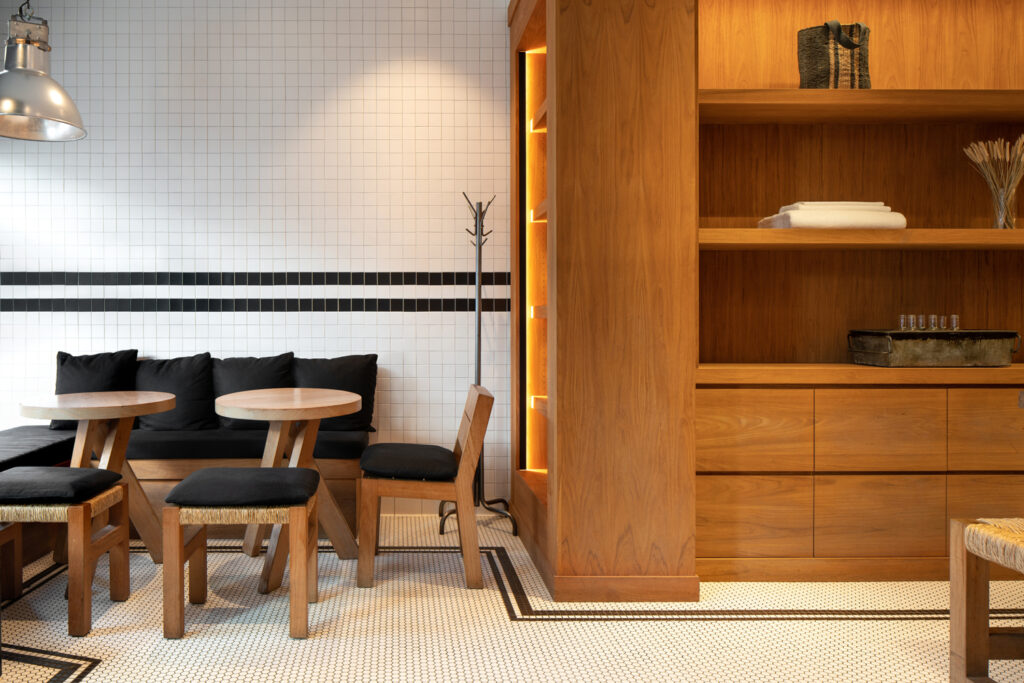 James Perse Montreal + Cafe Côté - Drew Mandel Architects